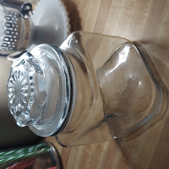 Anchor Hocking | Kitchen | Vintage Anchor Hocking Candy Jar | Poshmark